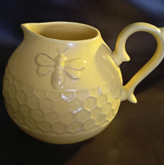 zions merchant | Kitchen | Honey Butter Pitcher | Poshmark